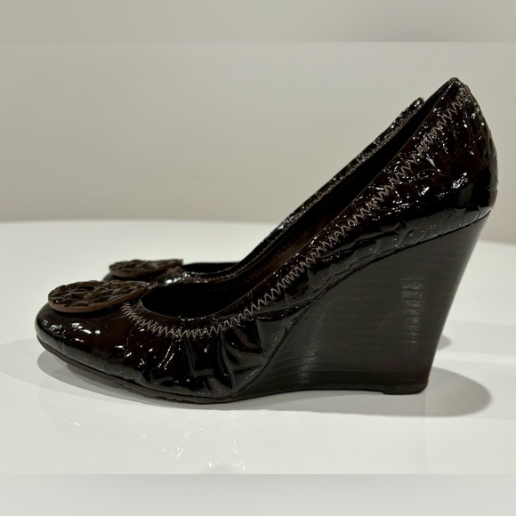 Tory Burch | Shoes | Tory Burch Brown Croc Wedge Heels Size 8mvguc ...